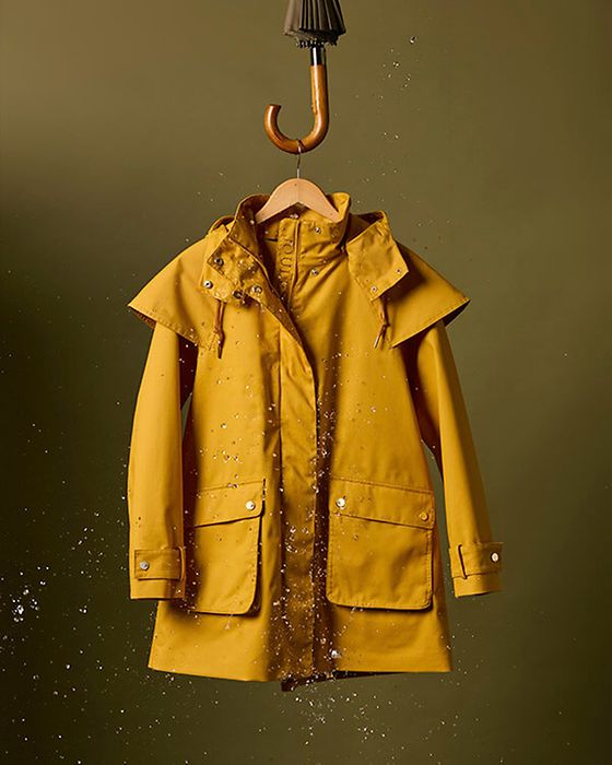 THE SCIENCE OF STAYING DRY