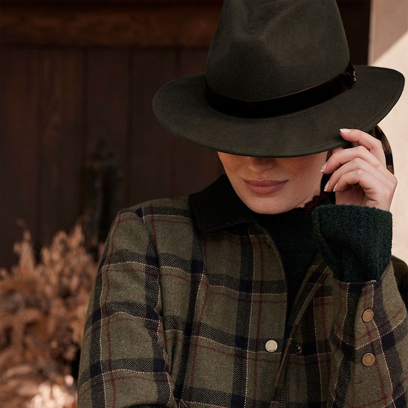 SHOP WOMEN'S FEDORA HATS